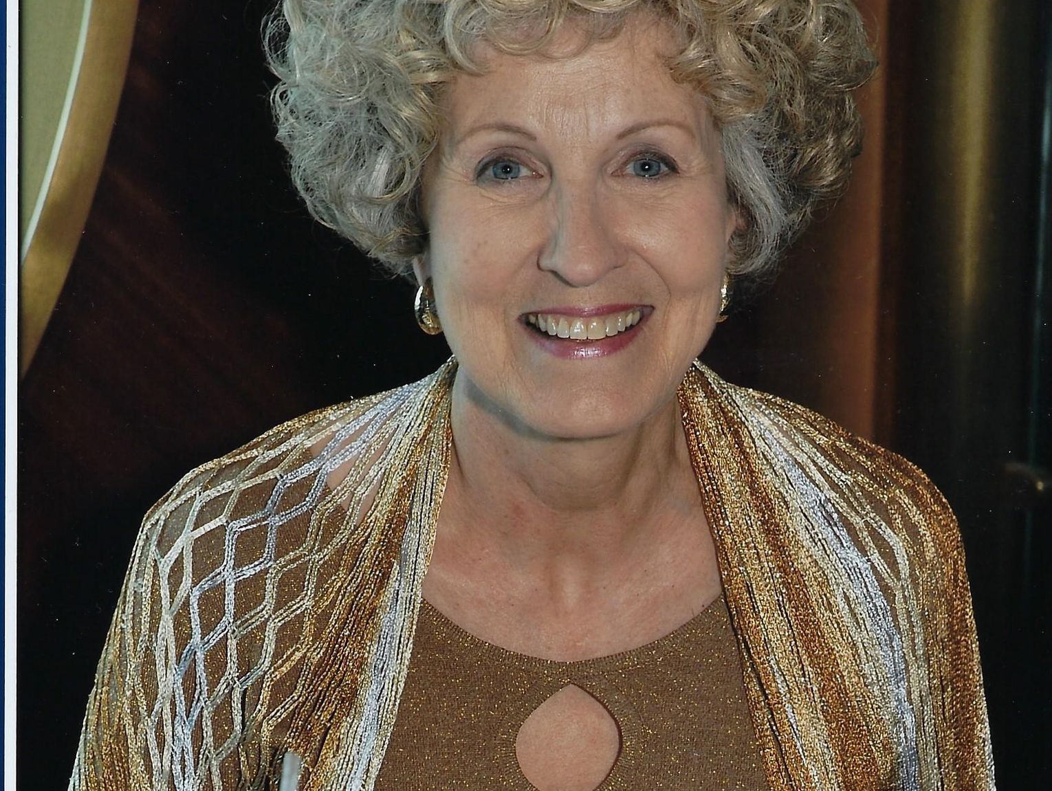 Sandra Larson (Martin) Walker